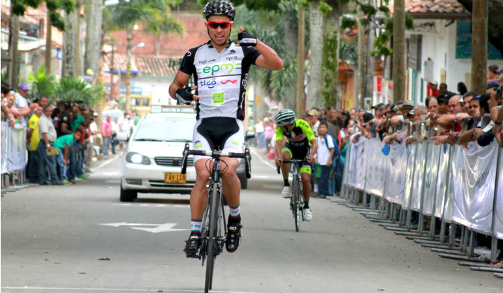 Clásica Héroes de la Patria: Jaime Castañeda primer líder (VIDEO-FOTOS ...