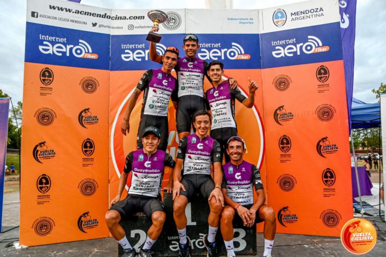 Miguel Flórez y Nicolás Paredes se destacaron con el equipo de ...