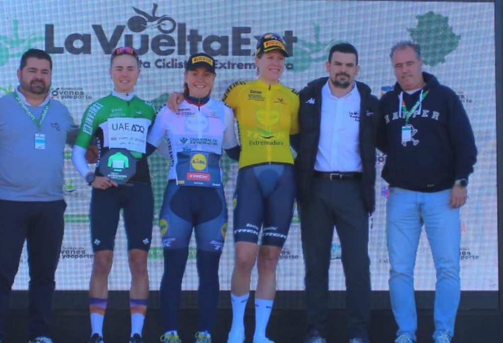 Ellen van Dijk líder de la Vuelta a Extremadura Femenina 2025 tras la ...