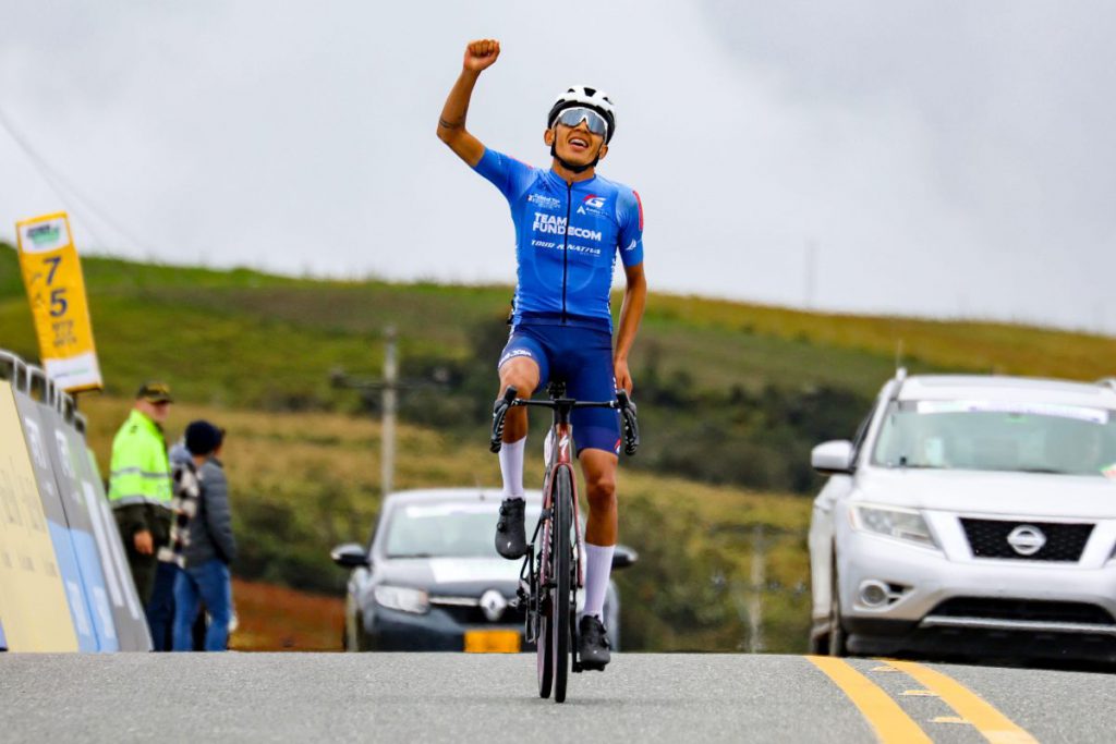 Yonatan Castro sorprende a los favoritos en el Alto de Letras; Juan ...
