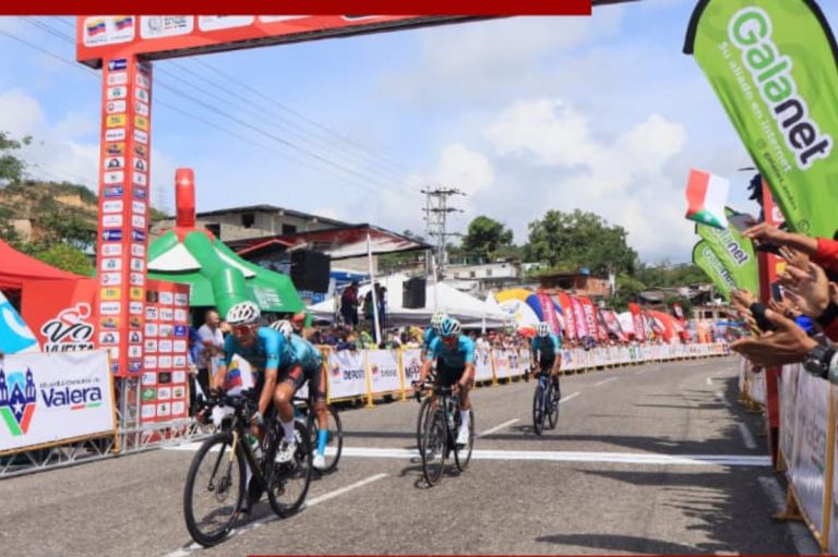 Vuelta a Trujillo: la Gobernación de Trujillo gana la crono por equipos ...