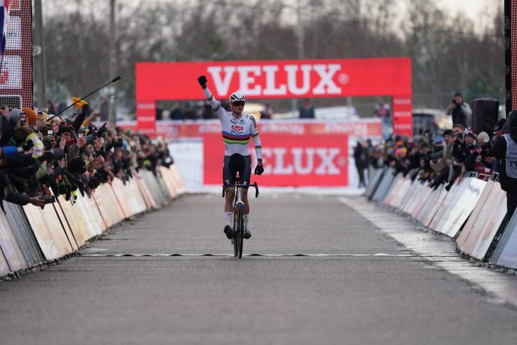 Quinto recital de Mathieu van der Poel esta vez en la Copa Mundo de ...